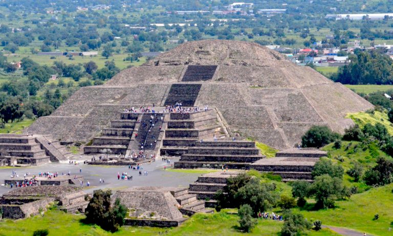 Pyramid Of The Moon | PingWi-Fi